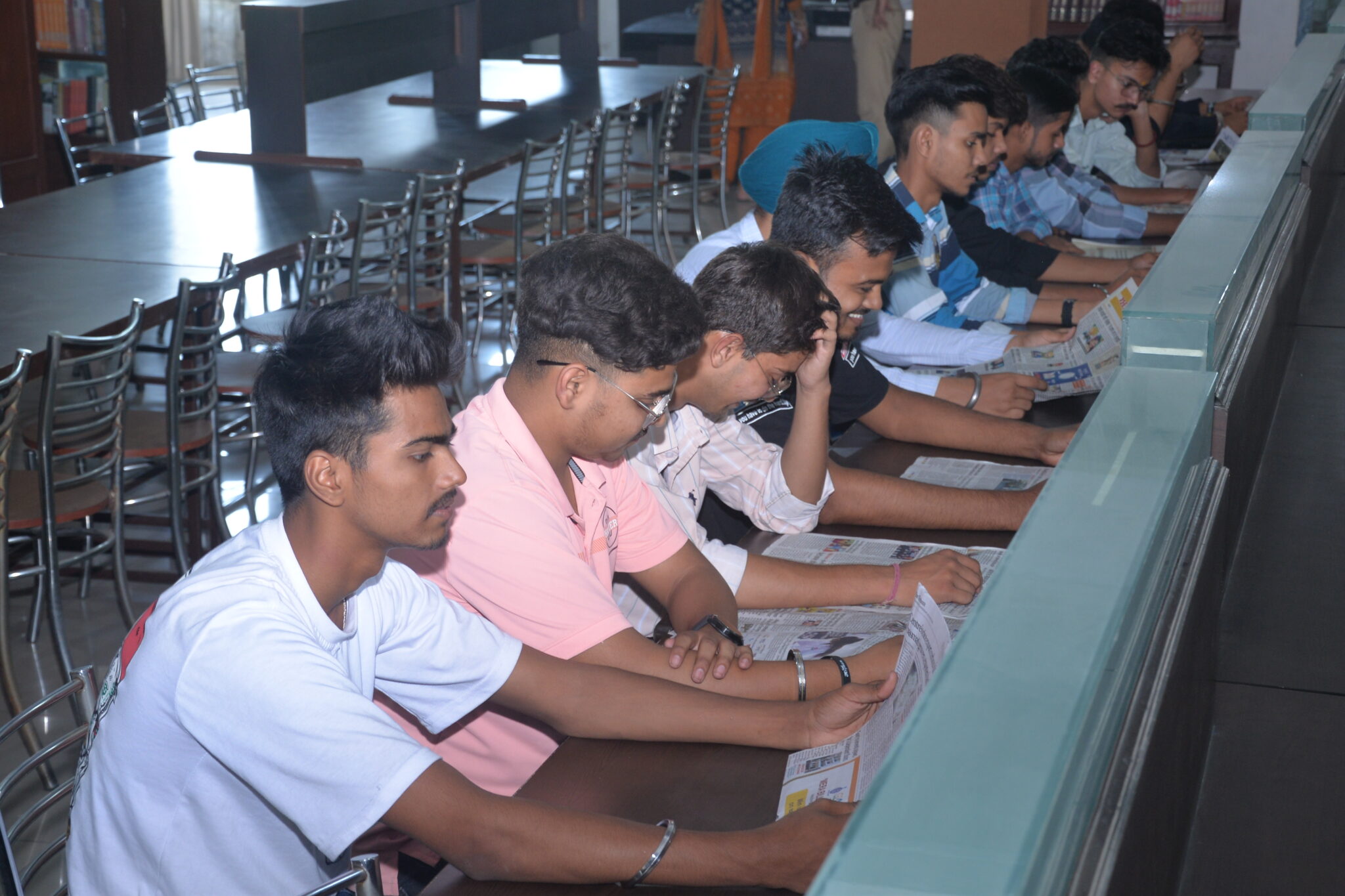 Library - Gujranwala Guru Nanak Khalsa College Civil Lines, Ludhiana ...